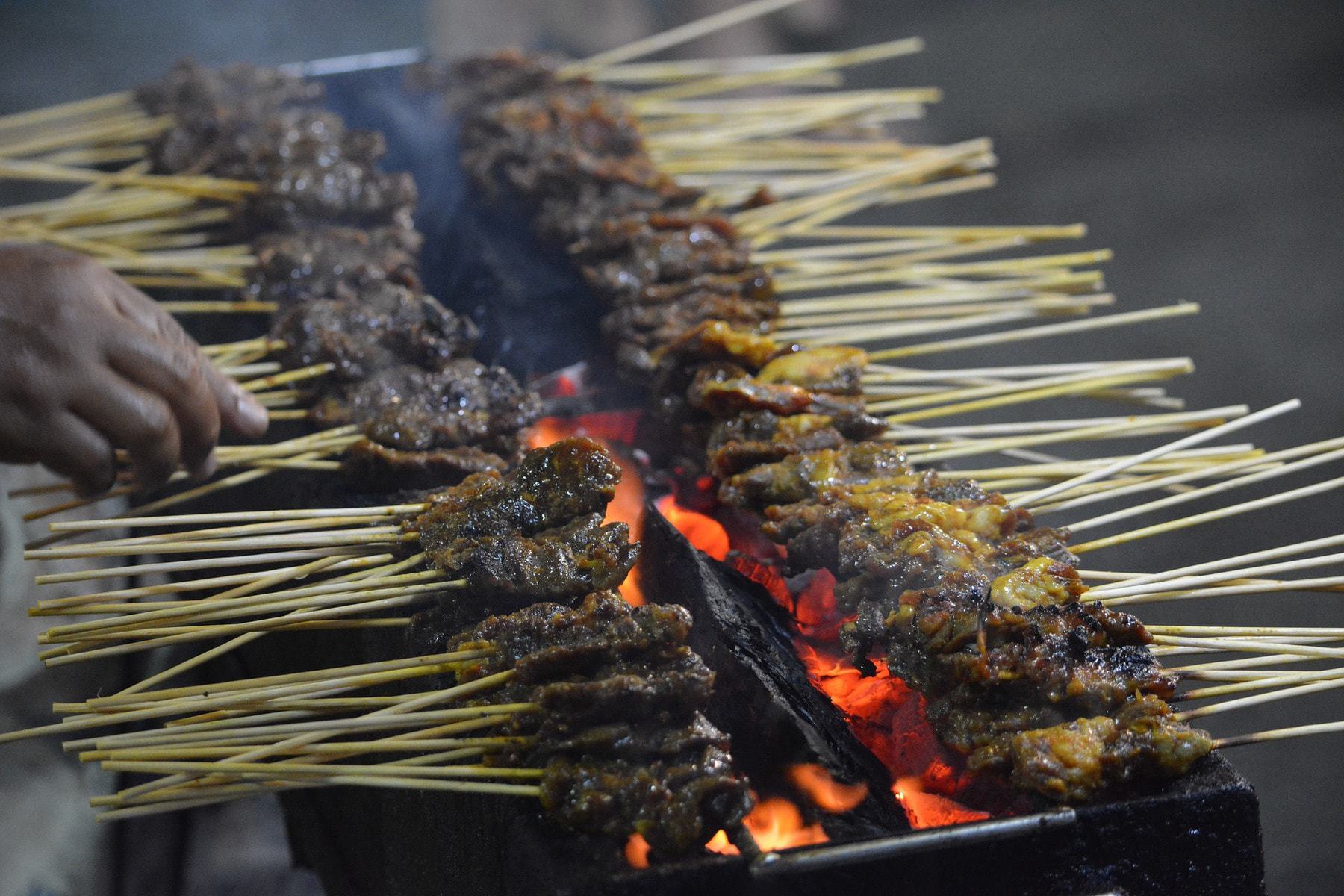 Streetfood Indonesia - green-tiger-travel.com